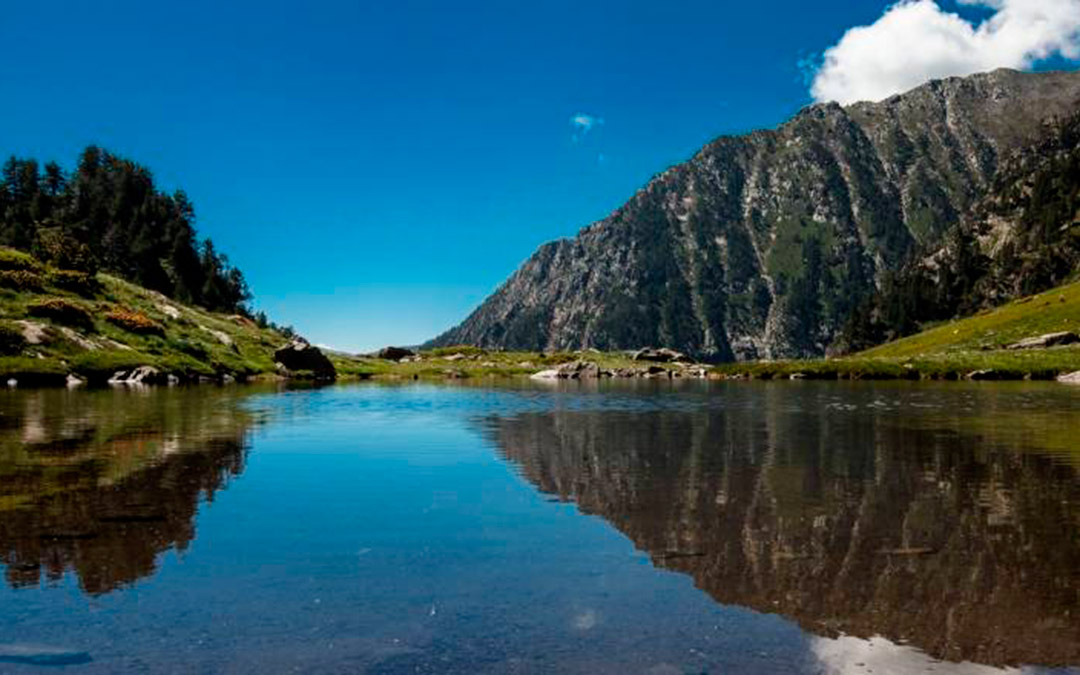 Spring break in Andorra with mountains, shopping and spa